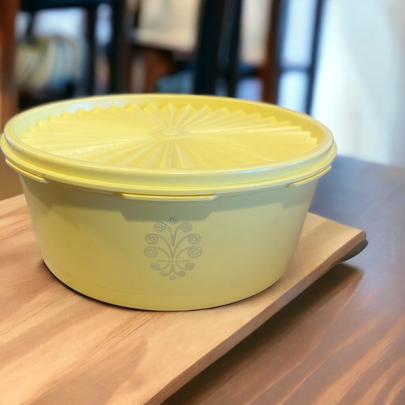Tupperware | Kitchen | Vintage Yellow Tupperware Container | Poshmark